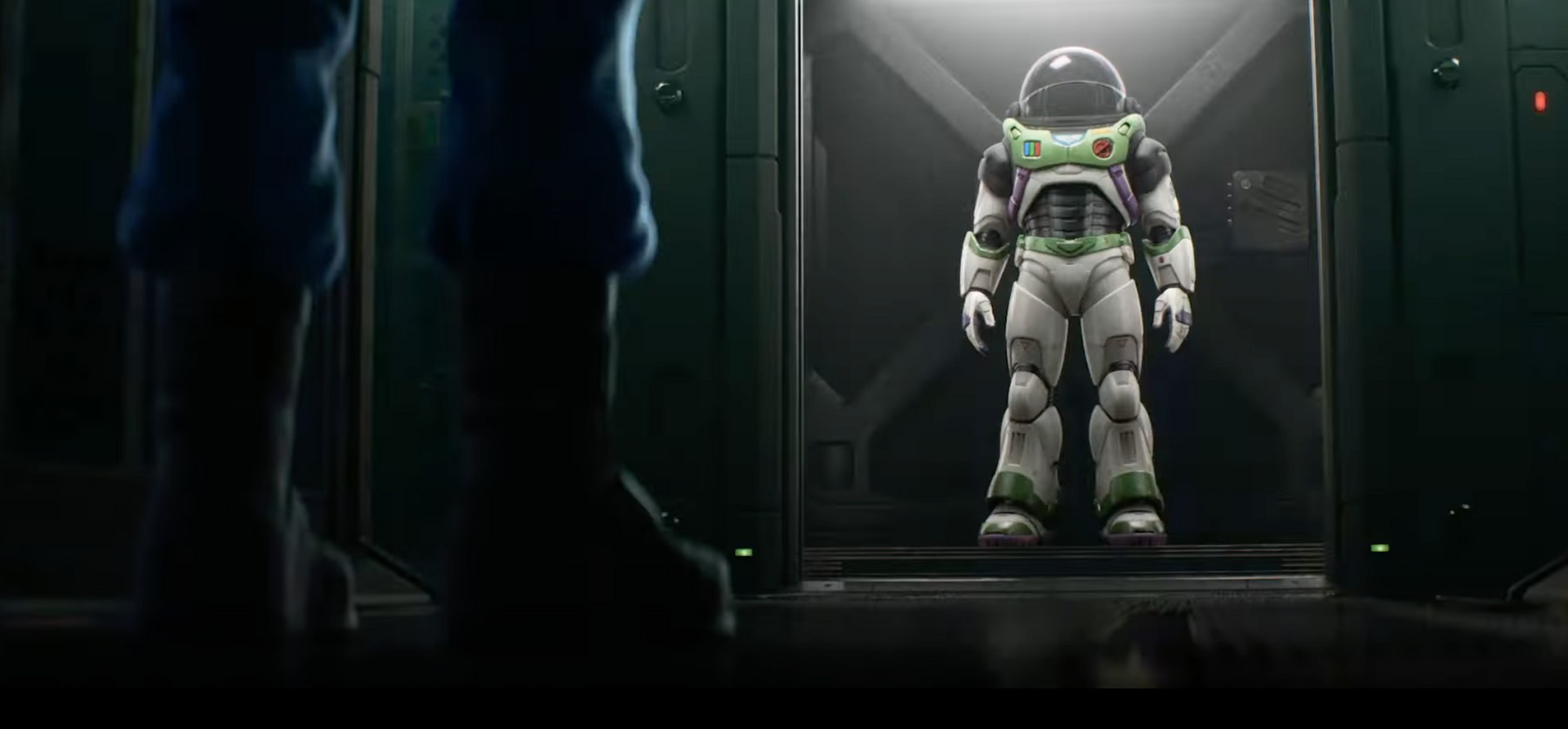 Pixar mostra il primo trailer di Lightyear: la storia del "vero" Buzz ...