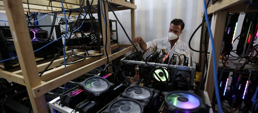 Il mining di criptovalute non è più redditizio, l'energia costa troppo