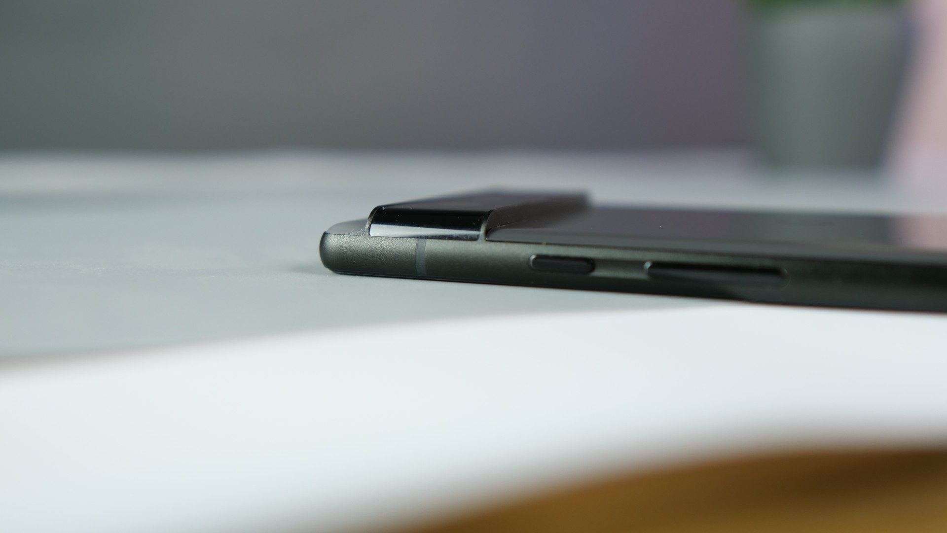 Pixel 7 Pro, l'identikit è completo: ecco la prima immagine ufficiale ...