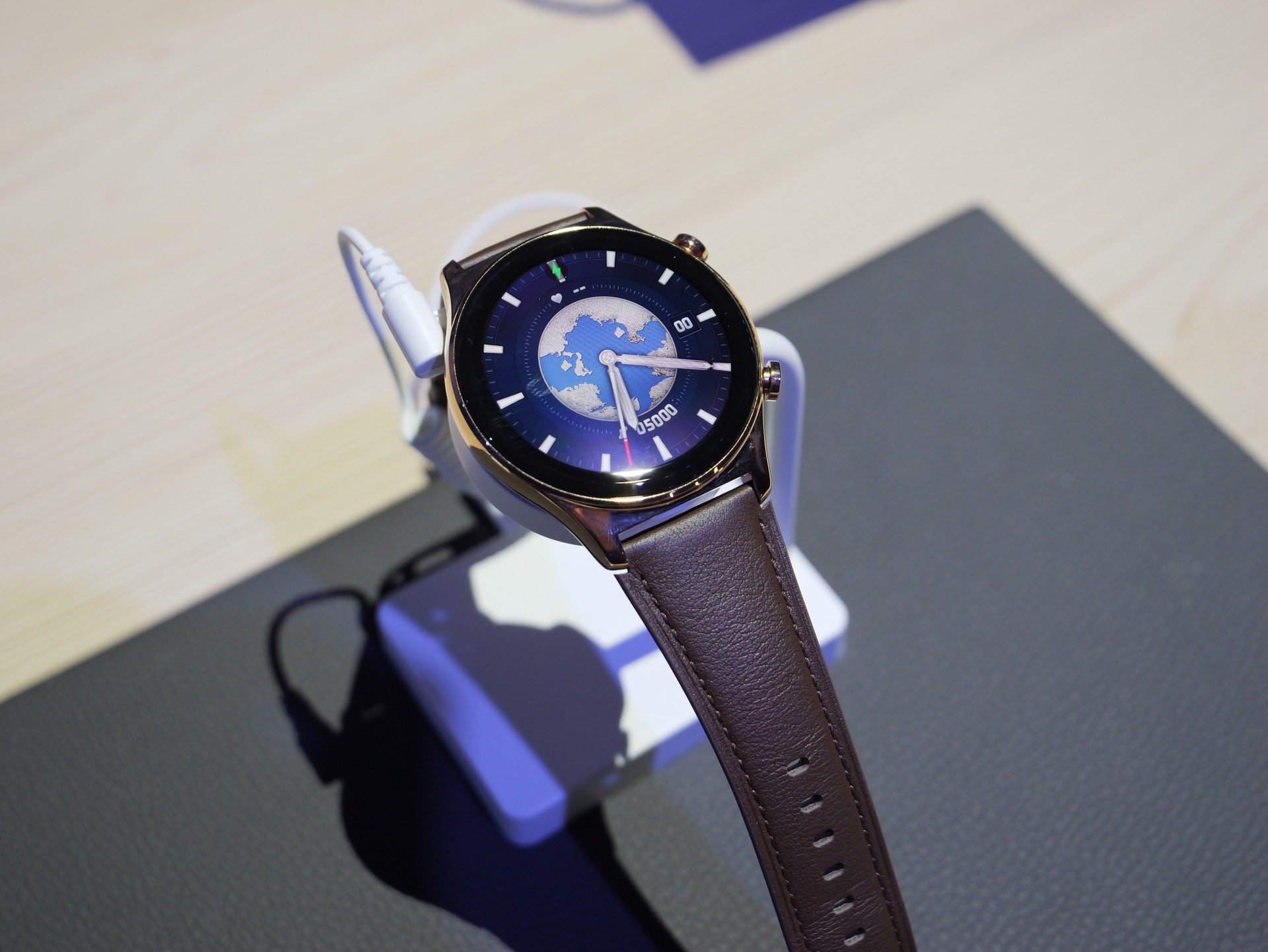 Honor Watch GS 3 è in offerta su Amazon a meno di 100 euro