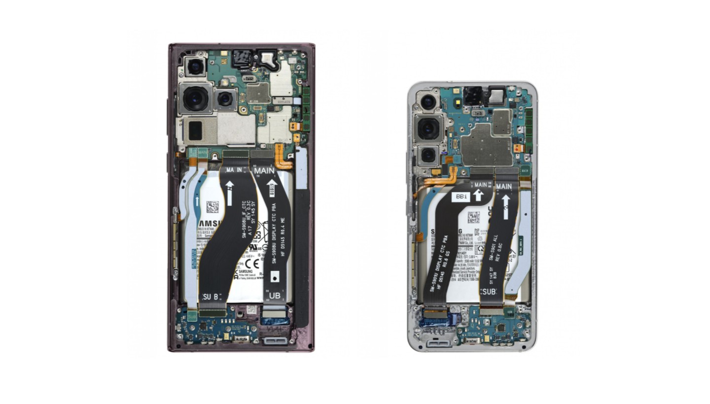 Samsung Galaxy S22 e S22 Ultra smontati da iFixit: solo 3 punti su 10