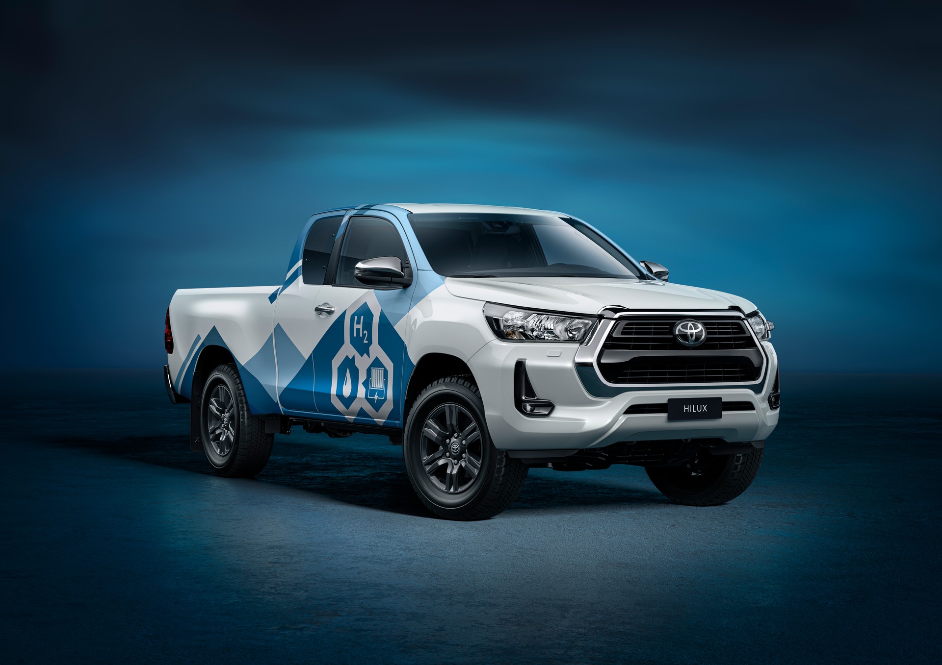 Toyota Hilux, parte lo sviluppo di una versione Fuel Cell Toyota Hilux, parte lo sviluppo di una versione Fuel Cell