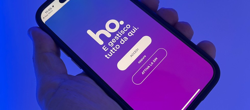 ho. Mobile, da oggi è possibile attivare una nuova SIM card anche ...