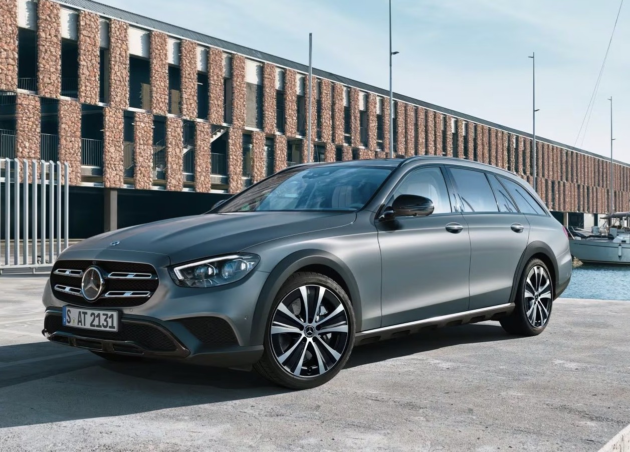 Mercedes Classe E Video Spia Della Nuova Versione All Terrain