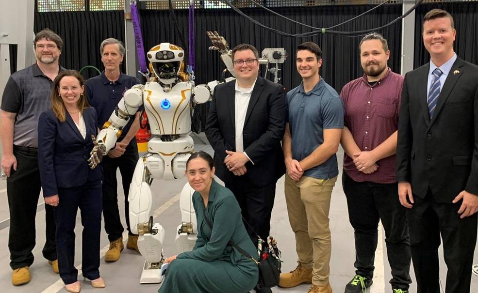 Il robot Valkyrie della NASA vola in Australia per nuovi test