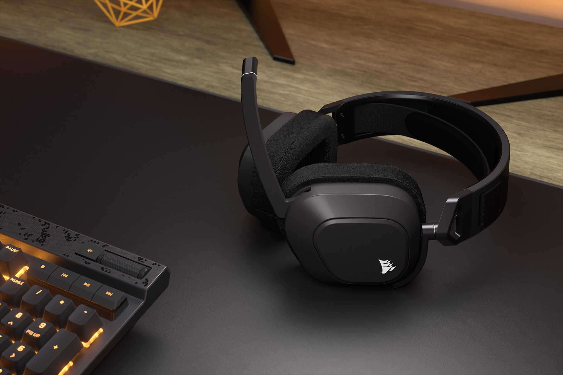 Corsair HS80 RGB Wireless a 88€: cuffie gaming Dolby Atmos al minimo ...