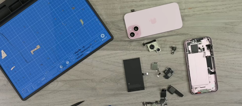 iPhone 15 fatto a pezzi da iFixit: com'è dentro e quanto è riparabile ...