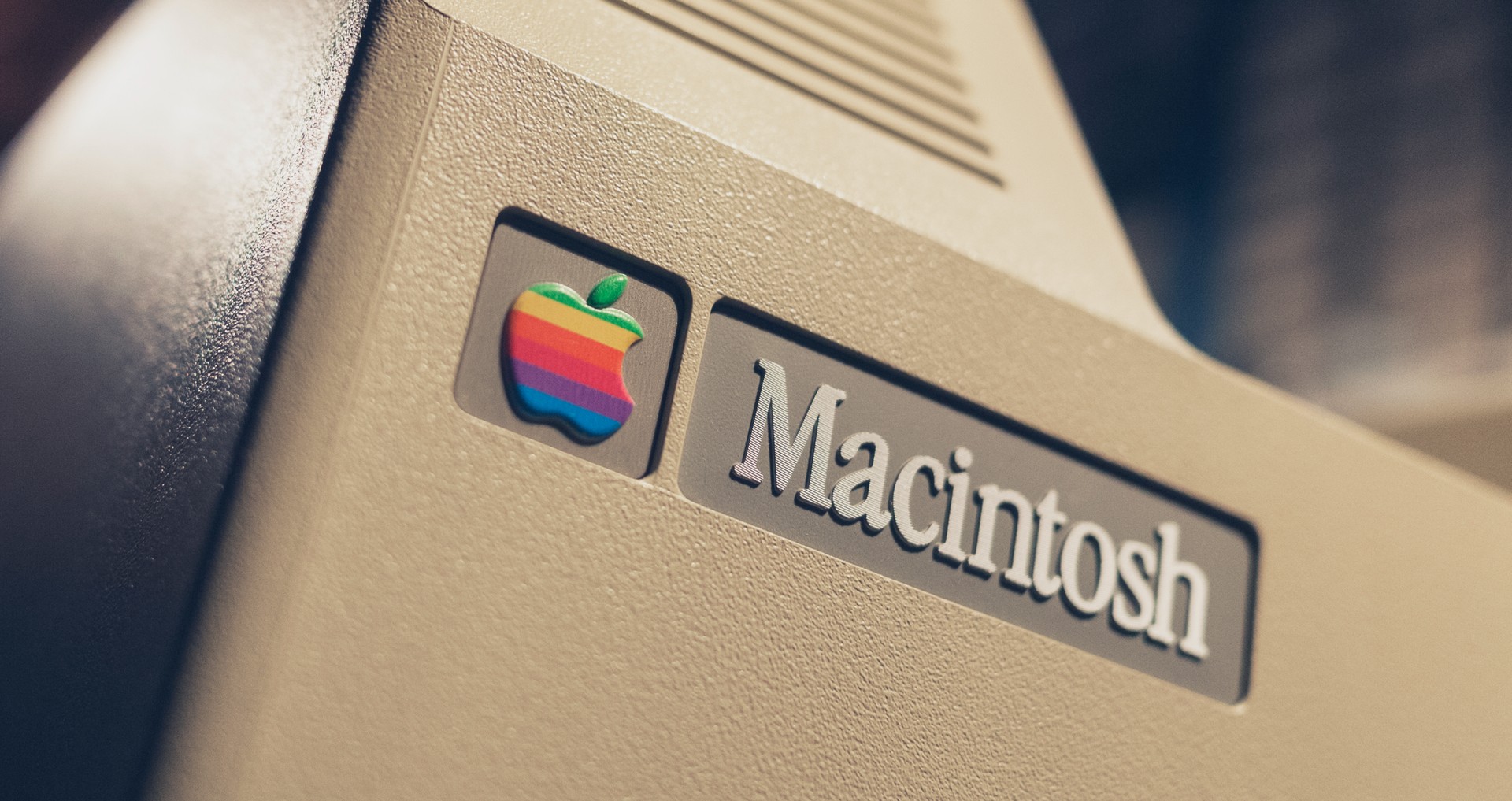 System 7, ecco il sito che emula l'OS dei Mac degli Anni '90