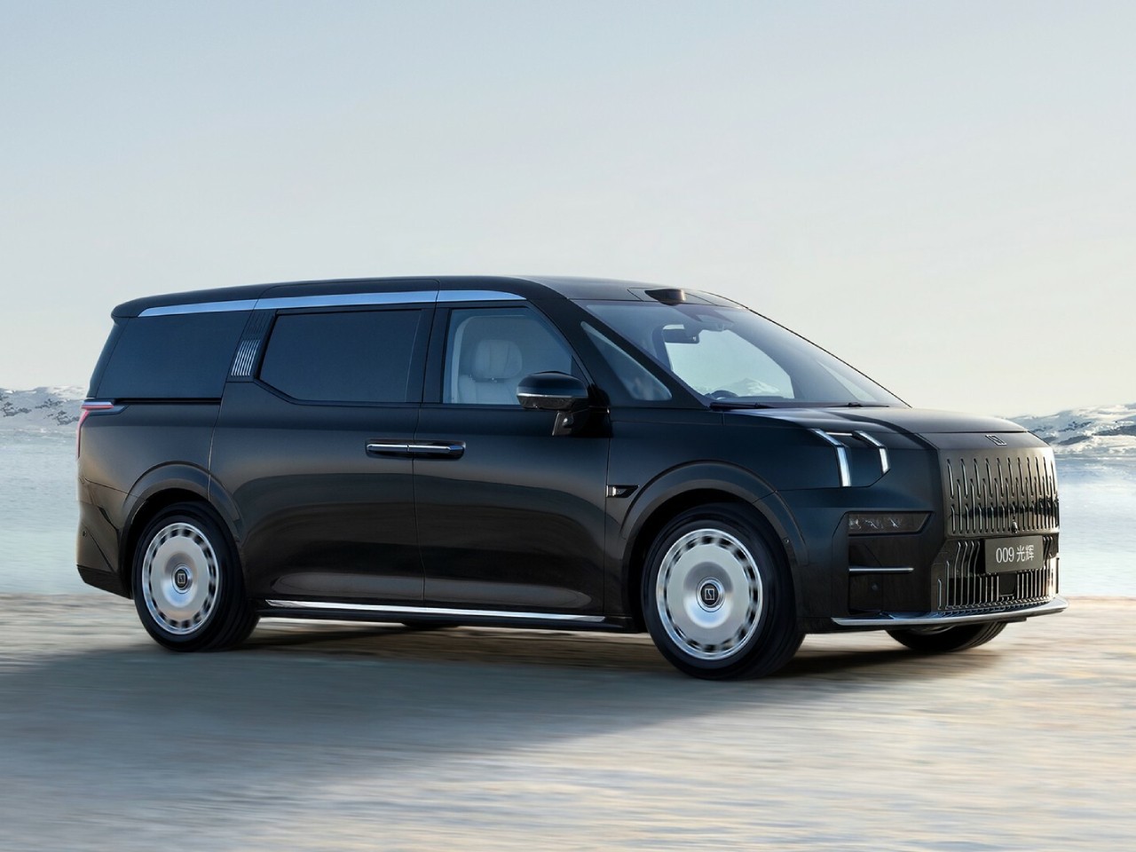 Zeekr 009 Grand: svelato il nuovo minivan premium attento alla privacy