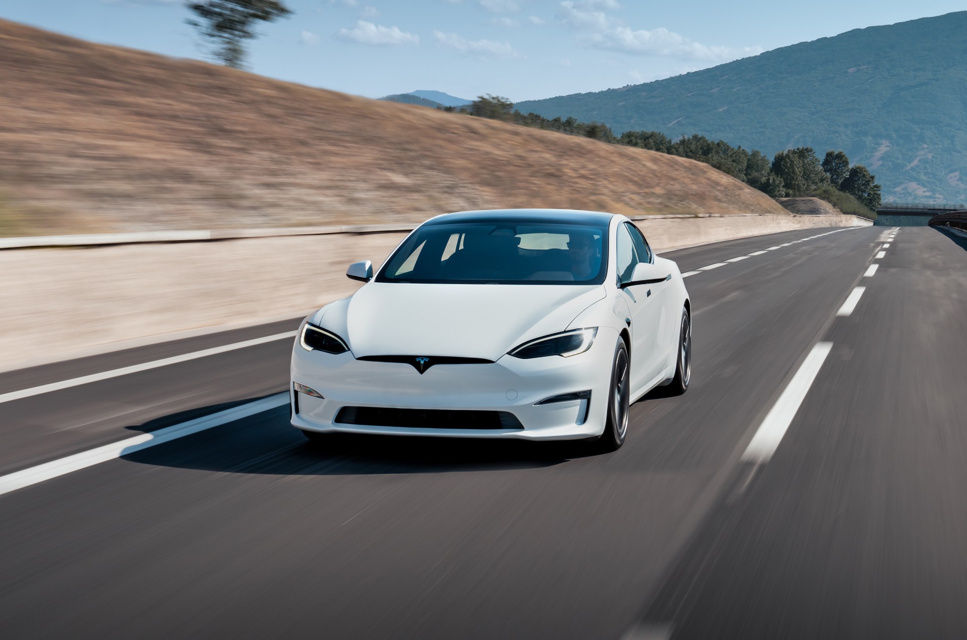 Xiaomi, il co-fondatore Lin Bin prova la Full Self Driving e si ...