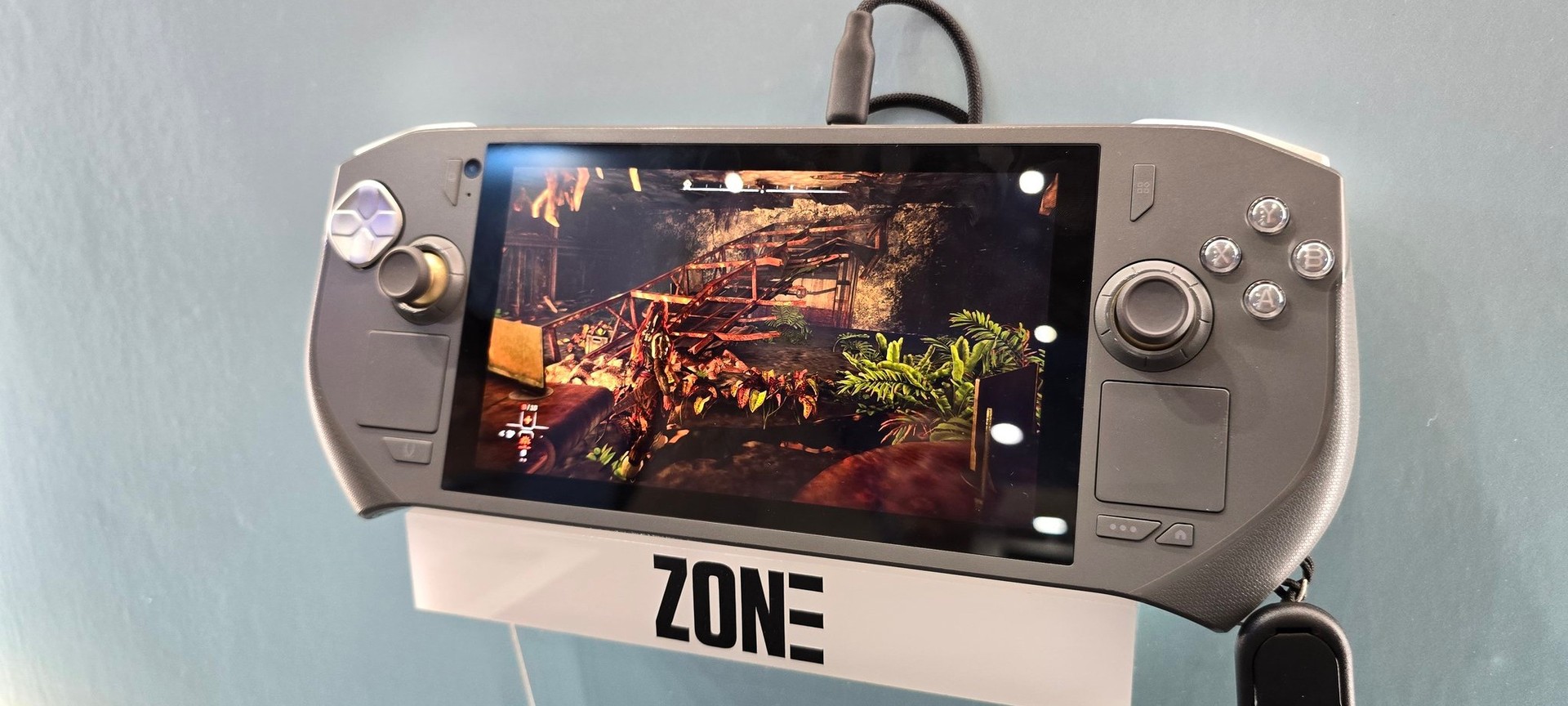 Zotac Zone al Computex: ecco l'handeld da gioco con OLED in arrivo