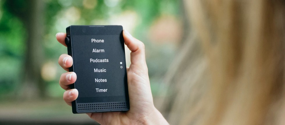Light Phone 3, ufficiale il nuovo telefono per la disintossicazione ...