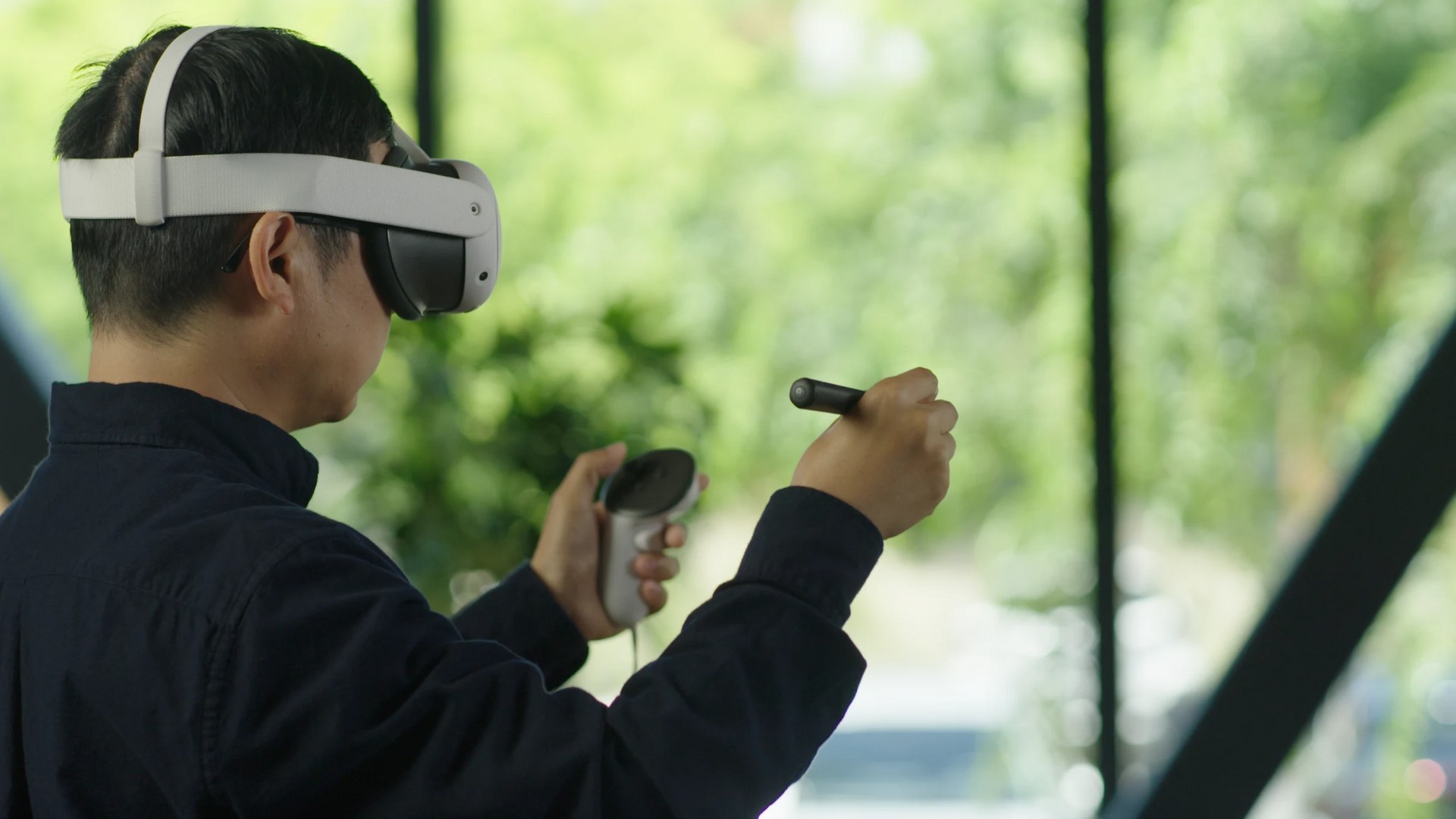 Logitech MX Ink è il primo stilo dedicato a Meta Quest per disegnare in ...