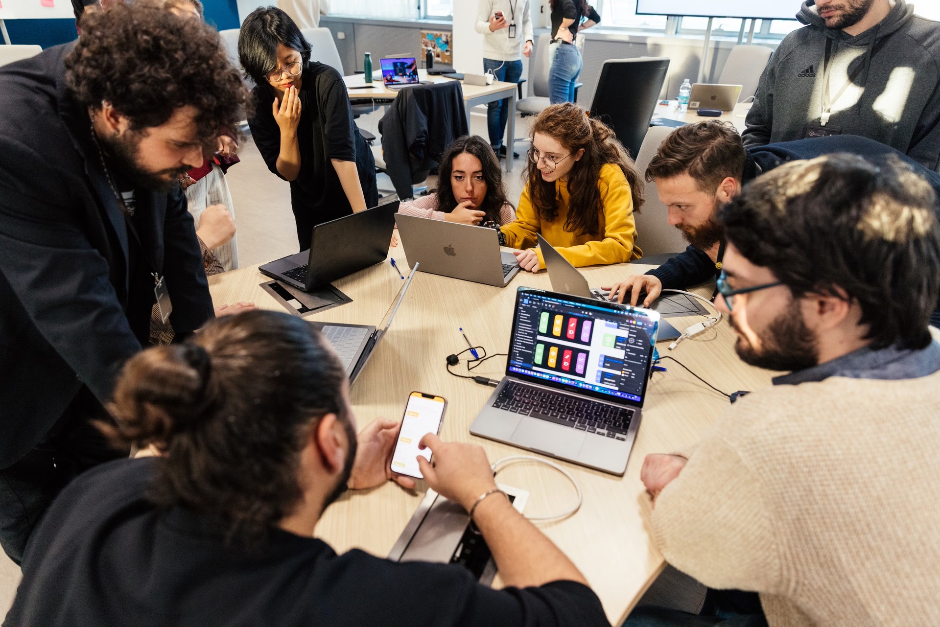 Apple Developer Academy di Napoli: aperta la selezione per l’anno 2026/2027