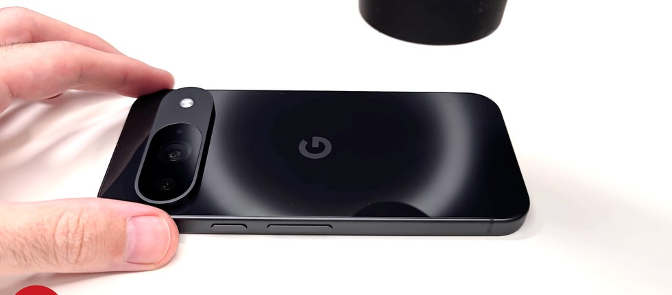Google Pixel 9, teardown anche per lui: convince | Video
