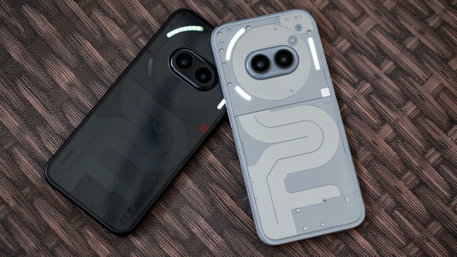 Nothing Phone (2a) Plus 12+256GB al 15% in meno su Amazon: è il mid-range definitivo