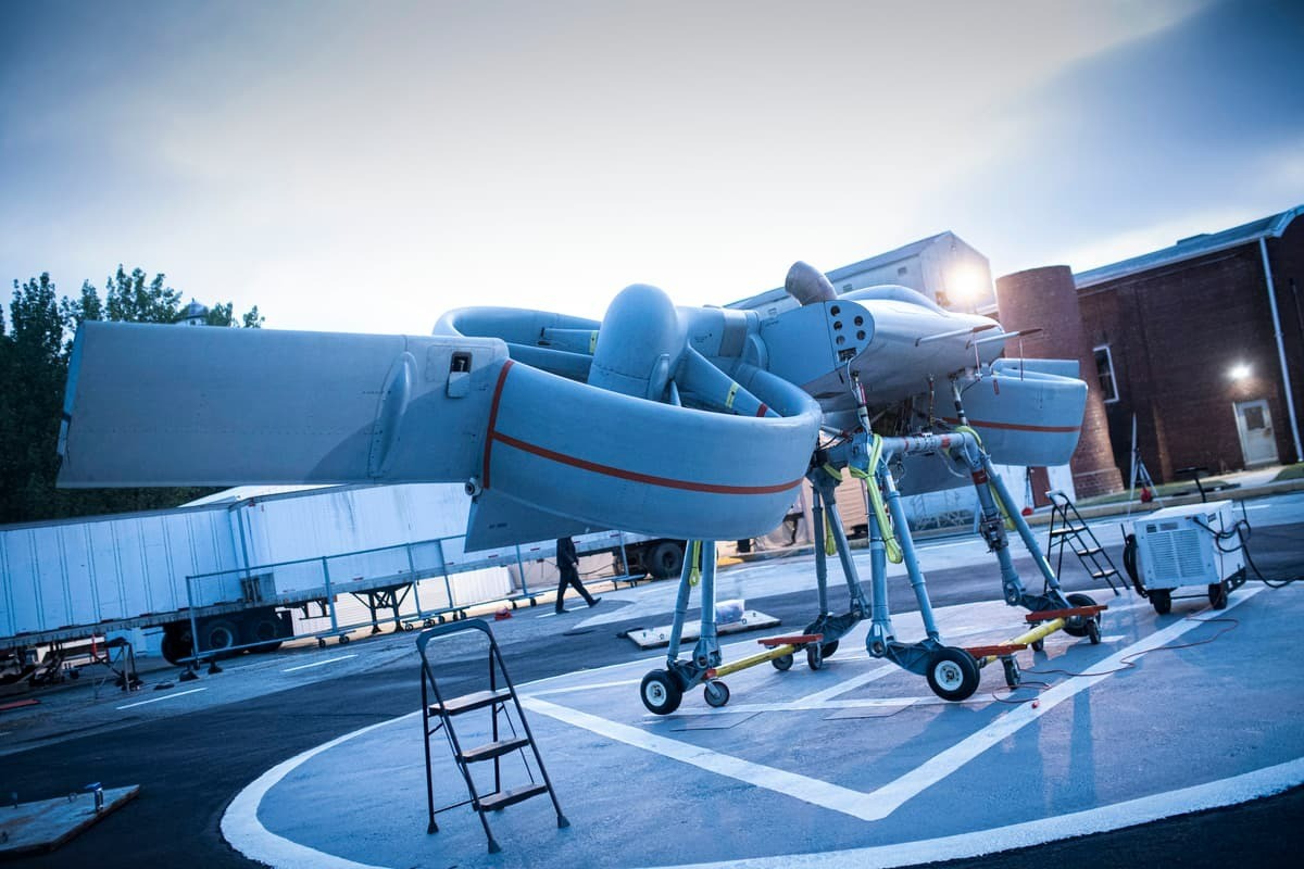 Primo volo per l'innovativo aeromobile modulare a rotore basculante ARES