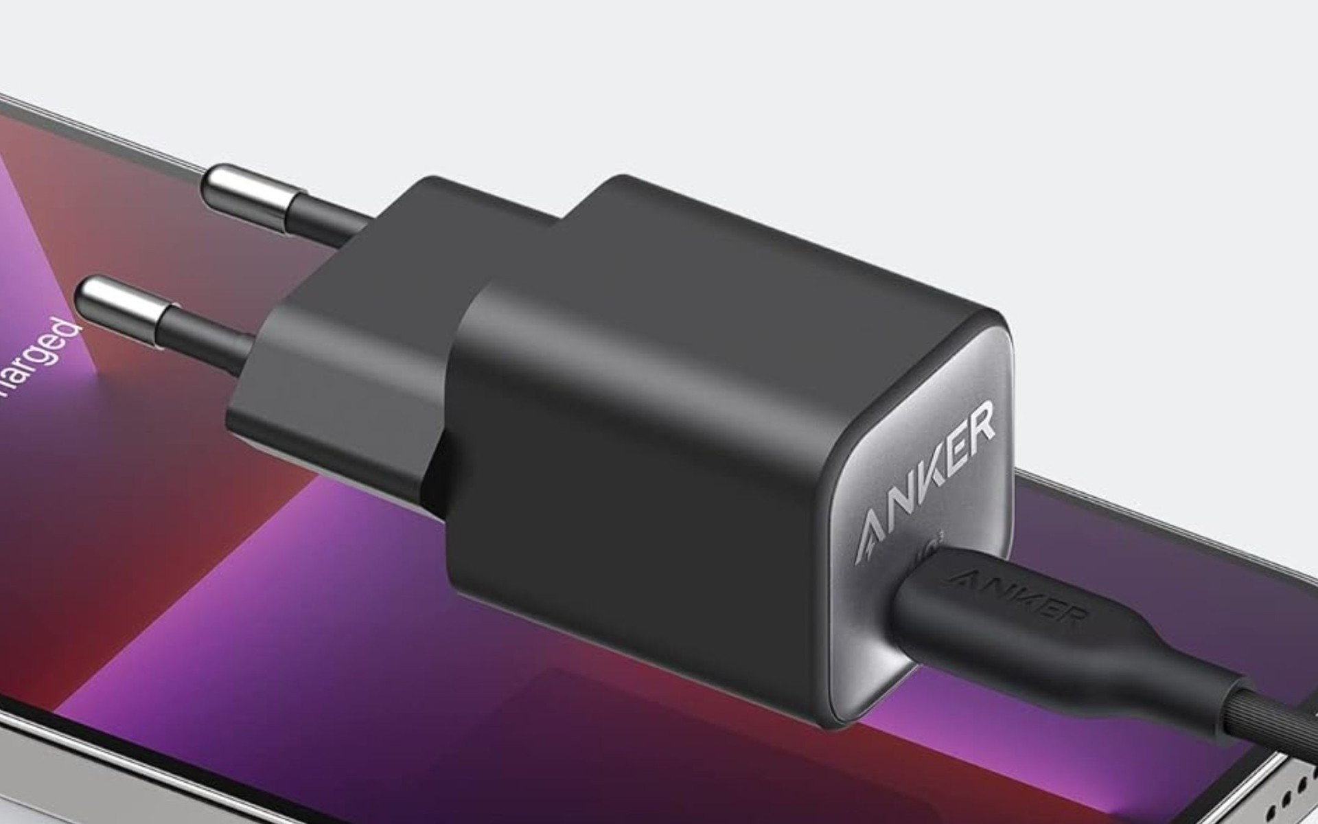 Anker promo WOW: caricabatterie GaN da 30W a prezzo mini su Amazon (11,89€)