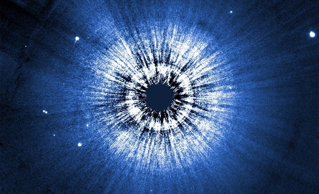 Hubble e Webb rivelano i misteri di Vega: nessun pianeta attorno alla ...