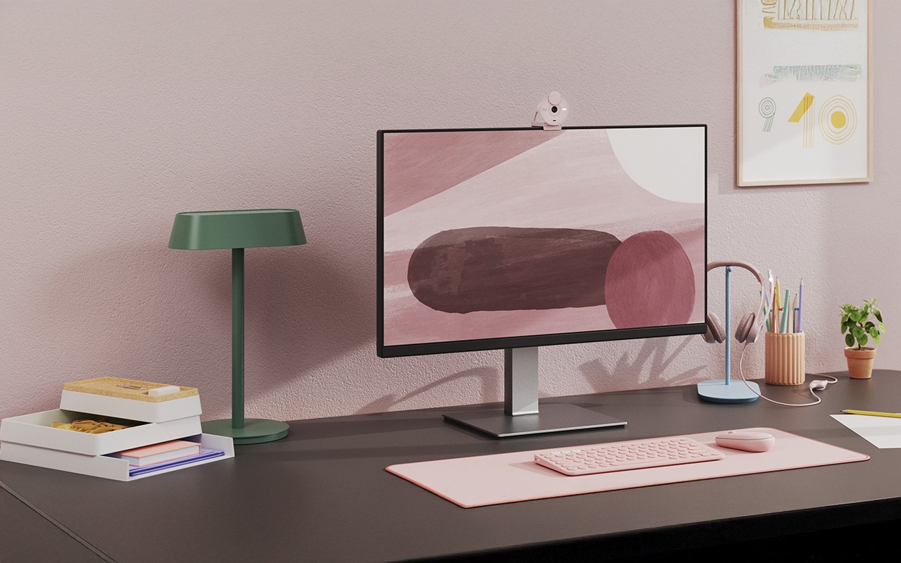 Logitech Brio 300: la webcam Full HD con funzionalità avanzate, oggi al ...