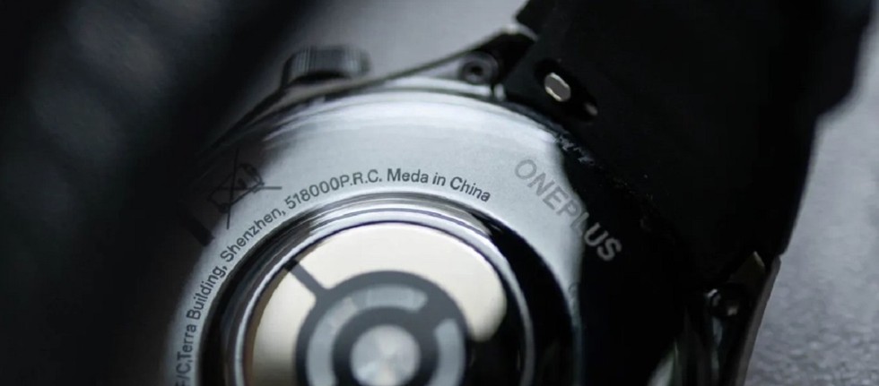 OnePlus Watch 3, l'errore "Meda in China" fa posticipare la ...