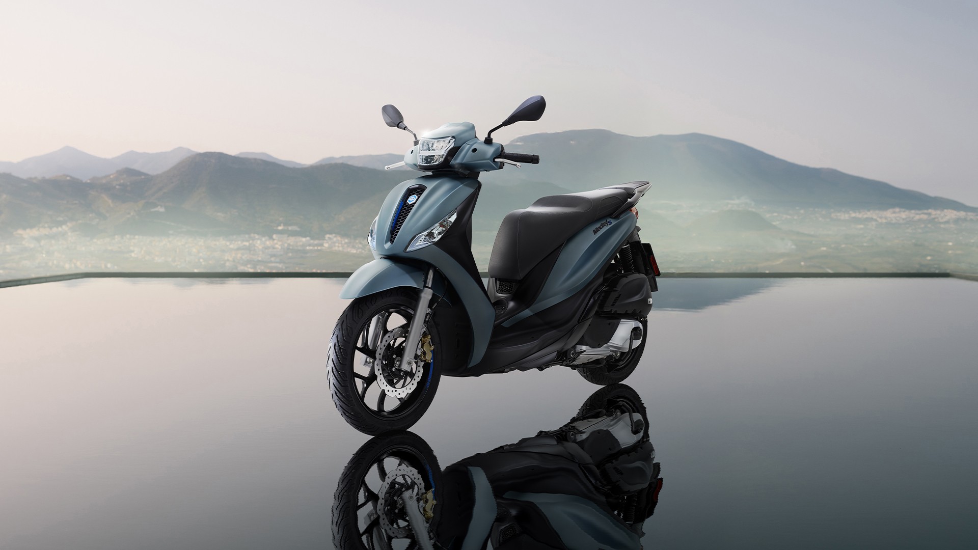 Piaggio Medley 200, lo scooter è cresciuto. Debutta il nuovo motore