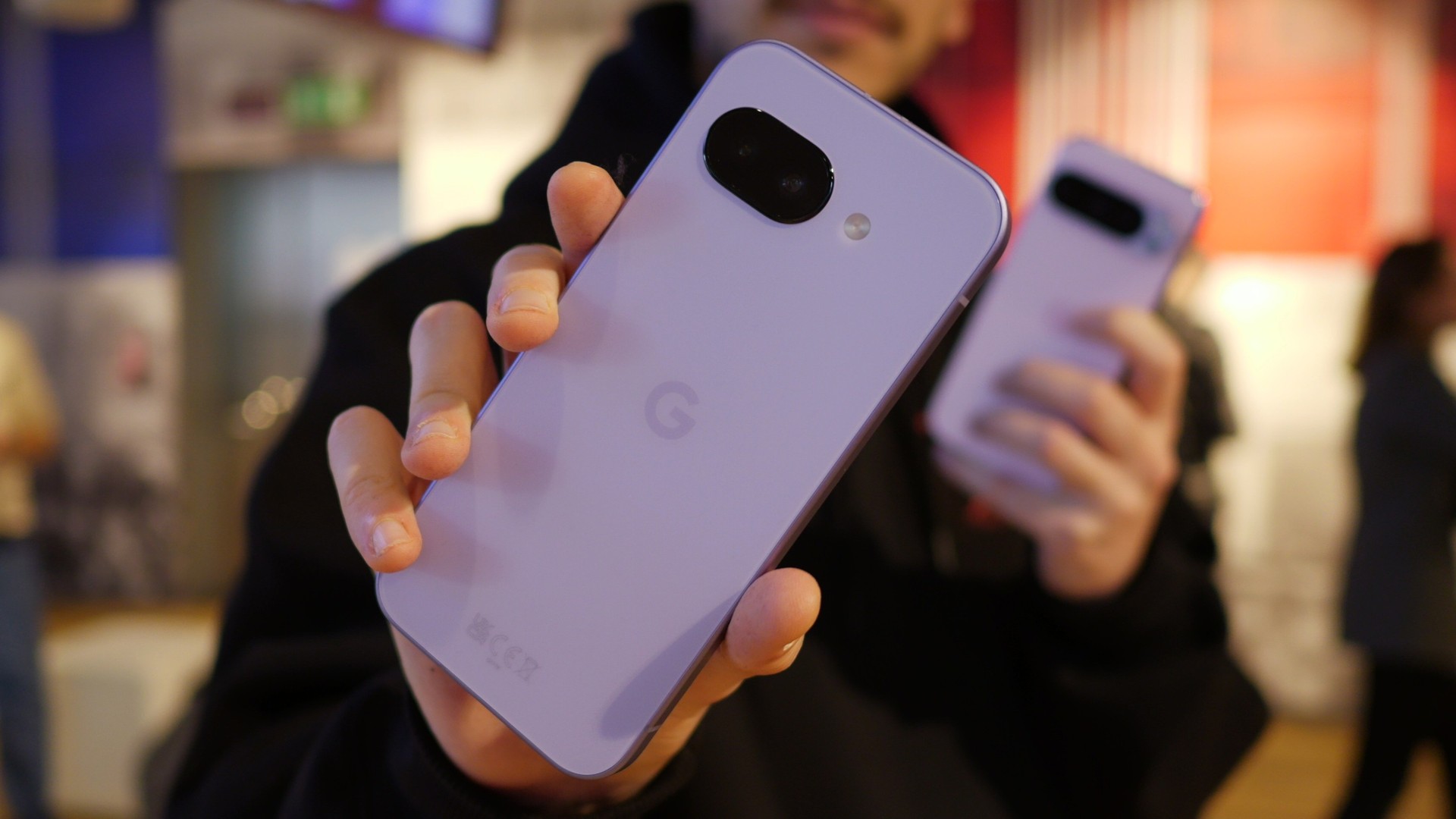 Nuovo mid-range compatto? Il Pixel 9a su Amazon è un best buy