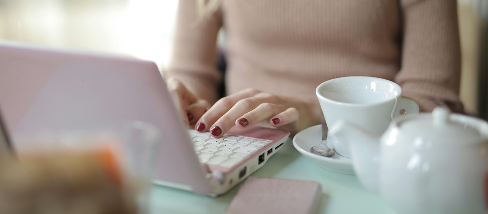 Iliad riattiva il trasloco fibra: condizioni chiare e router aggiornato