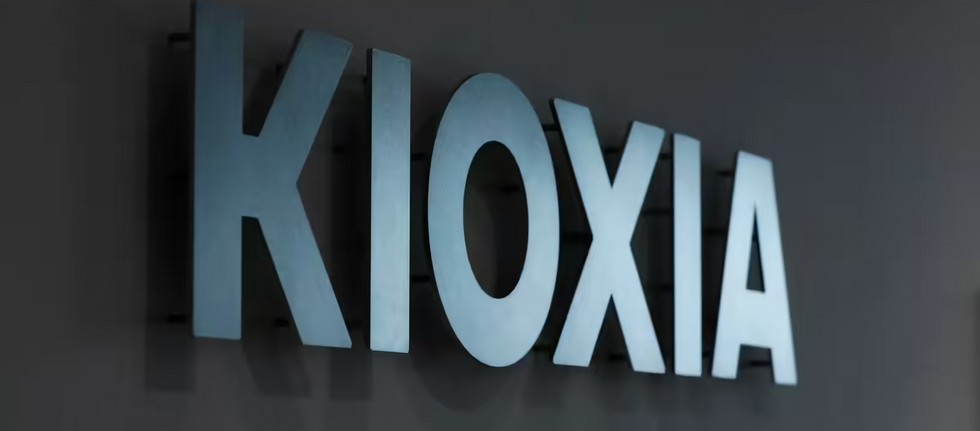 Kioxia svela SSD da record: oltre 245 TB, pari a 12.000 film in 4K!