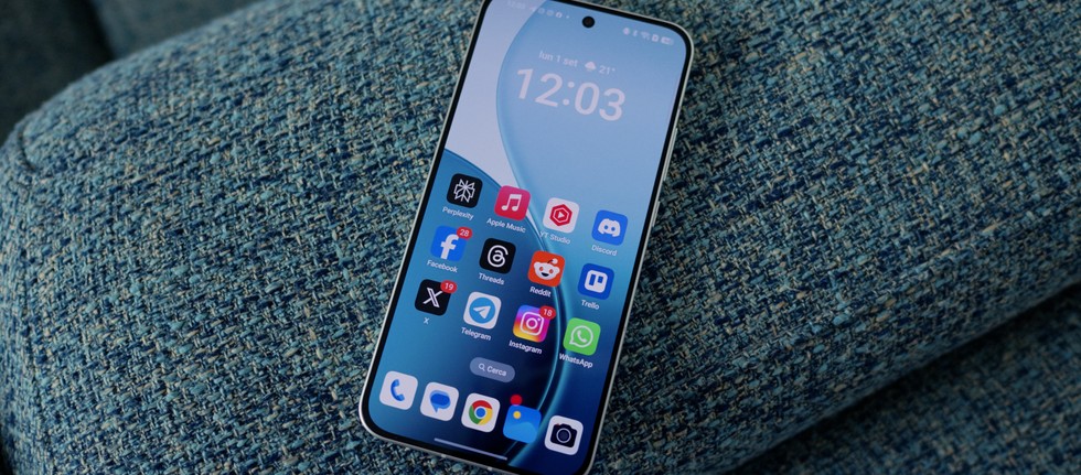 Oppo pronta a lanciare la ColorOS 16 con design ispirato a iOS 26