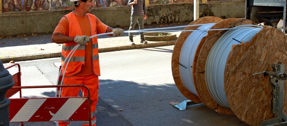 Il 75% delle famiglie italiane avrebbe la fibra FTTH, ma solo il 30% la usa