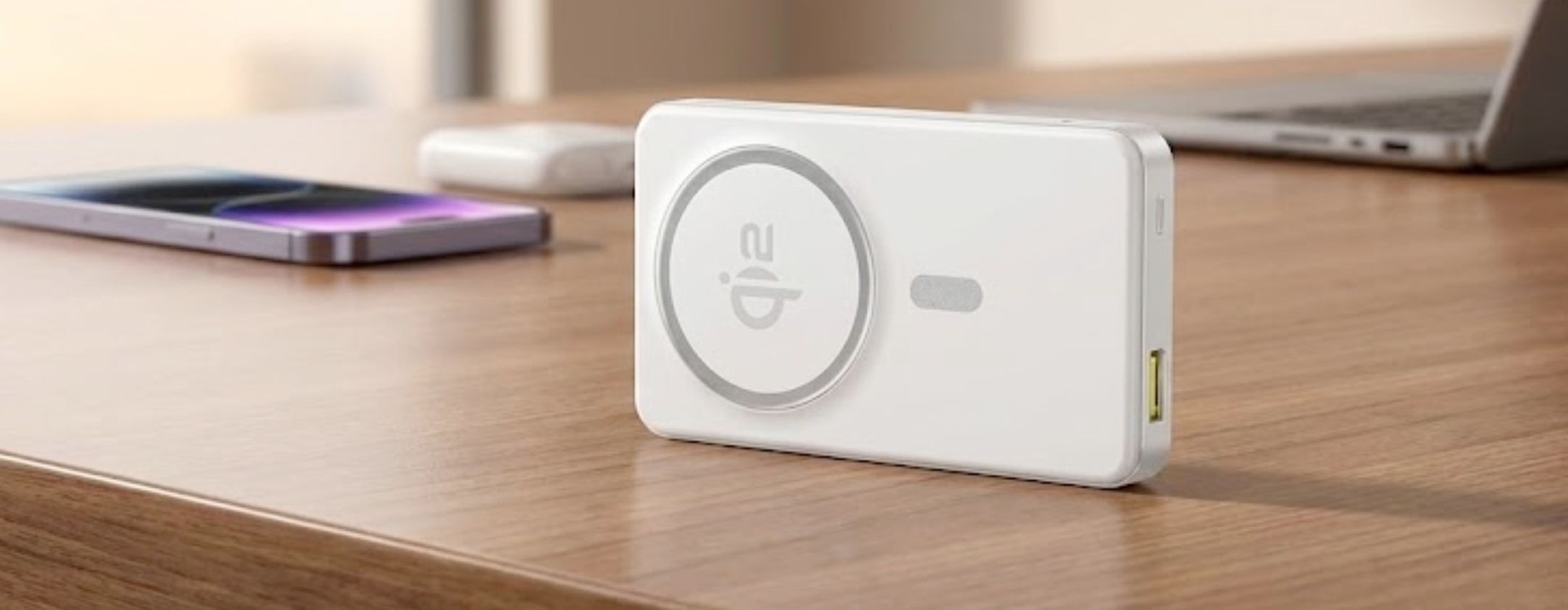 A 18,99€ il powerbank Baseus da 10000 mAh compatibile MagSafe è da avere