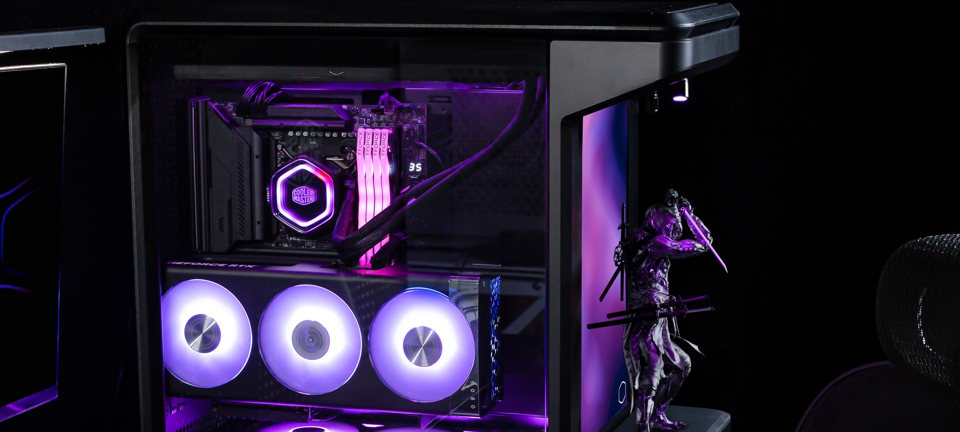 Cooler Master MasterFrame 360: i case diventano un palco delle build