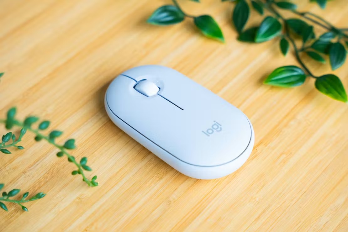 Logitech Pebble scende a 16€ su Amazon: mouse wireless silenzioso al ...