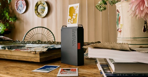 Fujifilm Instax Mini Link+ ufficiale: nuovo design e nuova app companion