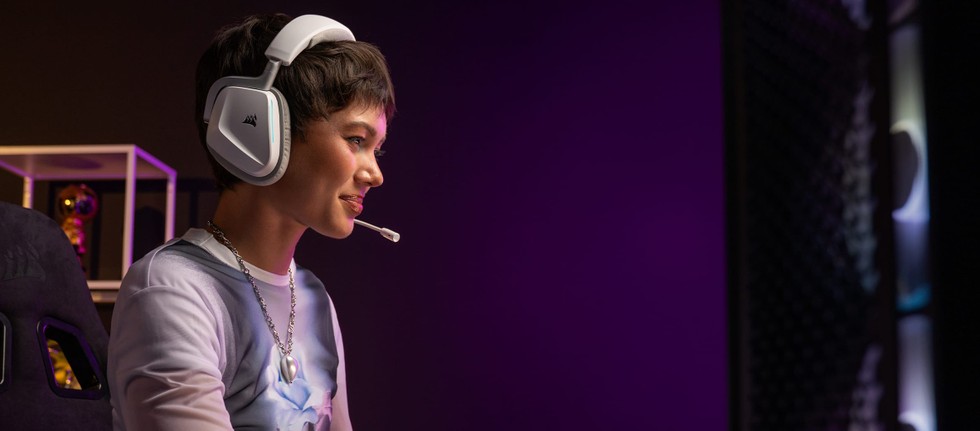 Corsair VOID v2, nuovo minimo Amazon: 70 ore di batteria e Dolby Atmos ...