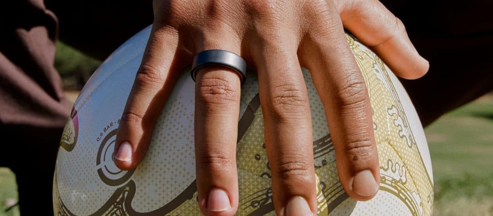 Oura Ring 4: l'anello smart è scontato di 110 euro su Amazon