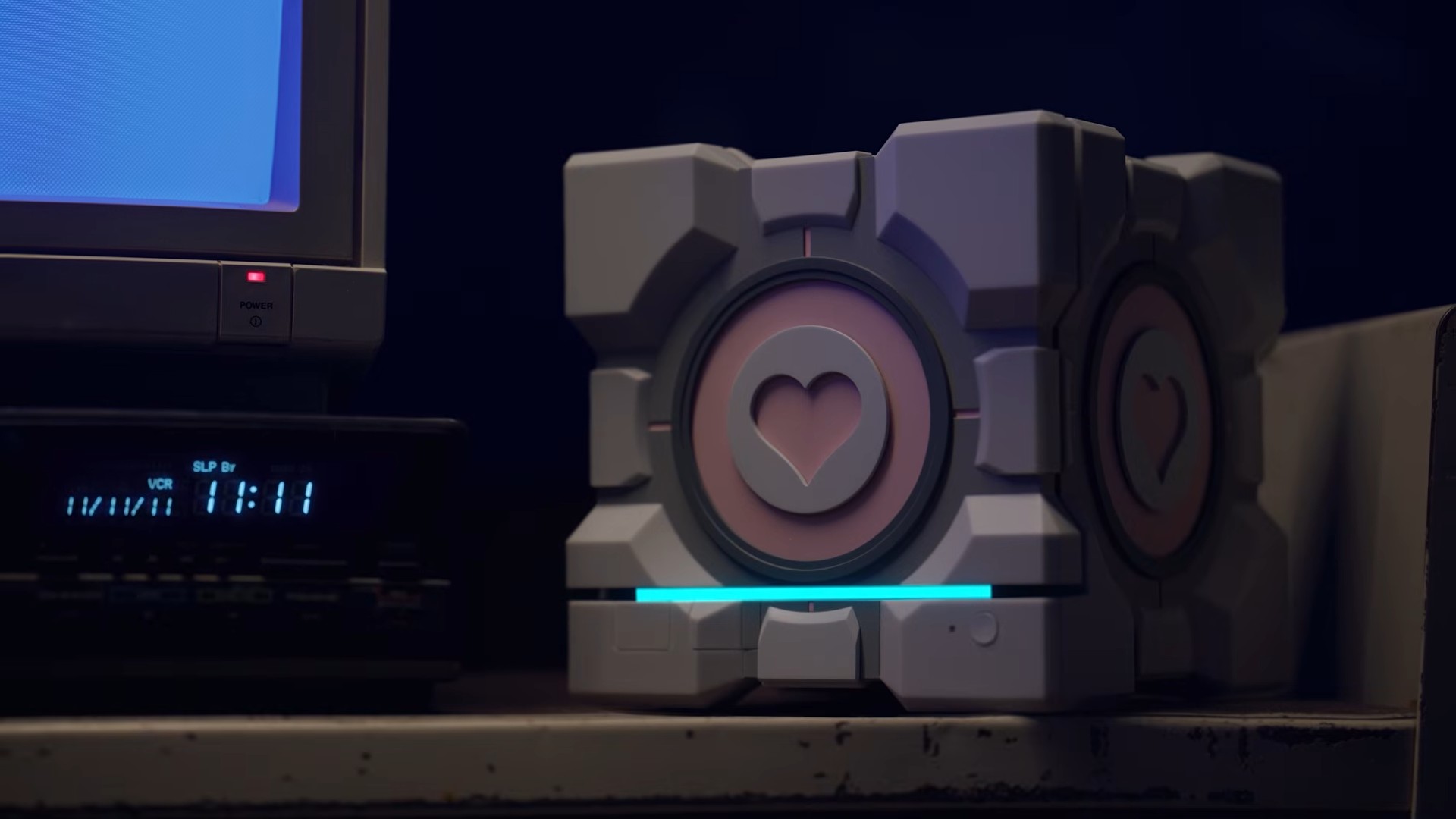 Steam Machine, la "Skin" Companion Cube di Dbrand non si farà
