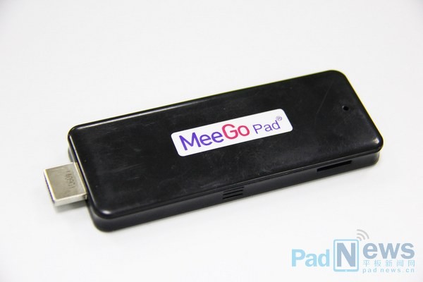 MeeGo T01: nuove foto e dettagli sul PC Stick Intel