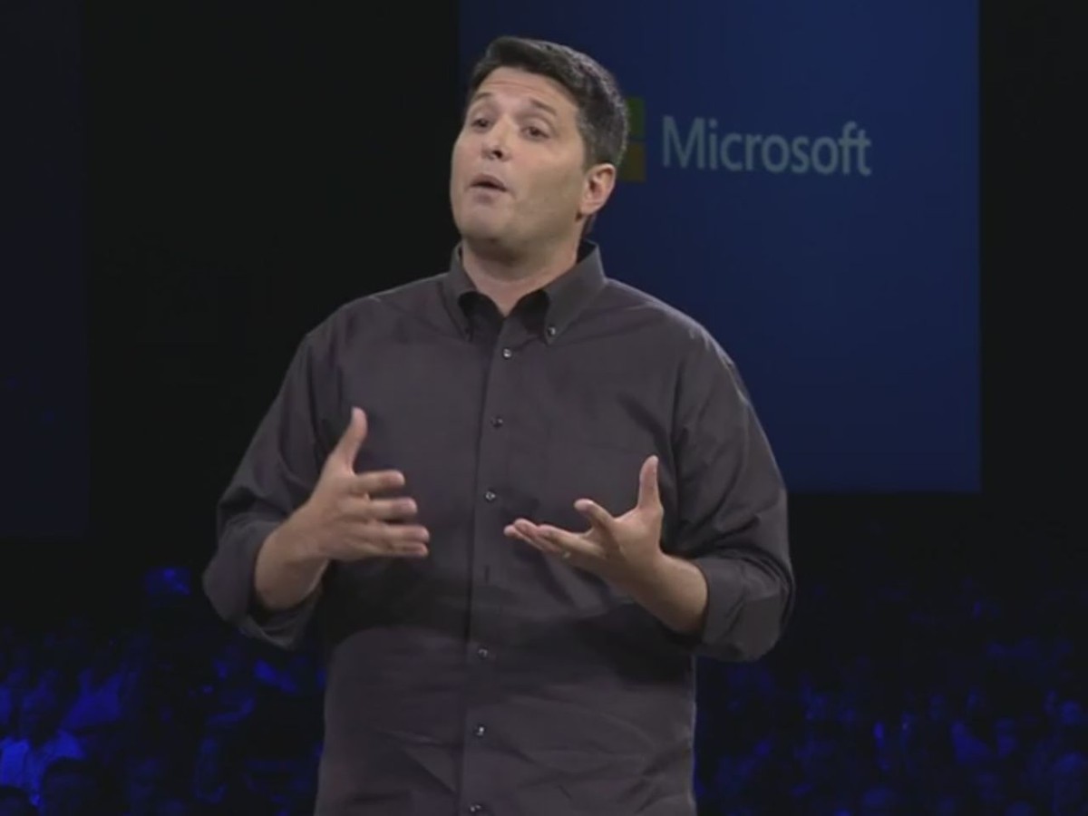 Microsoft: Terry Myerson parla di VR, Surface, hardware e Mobile in una ...