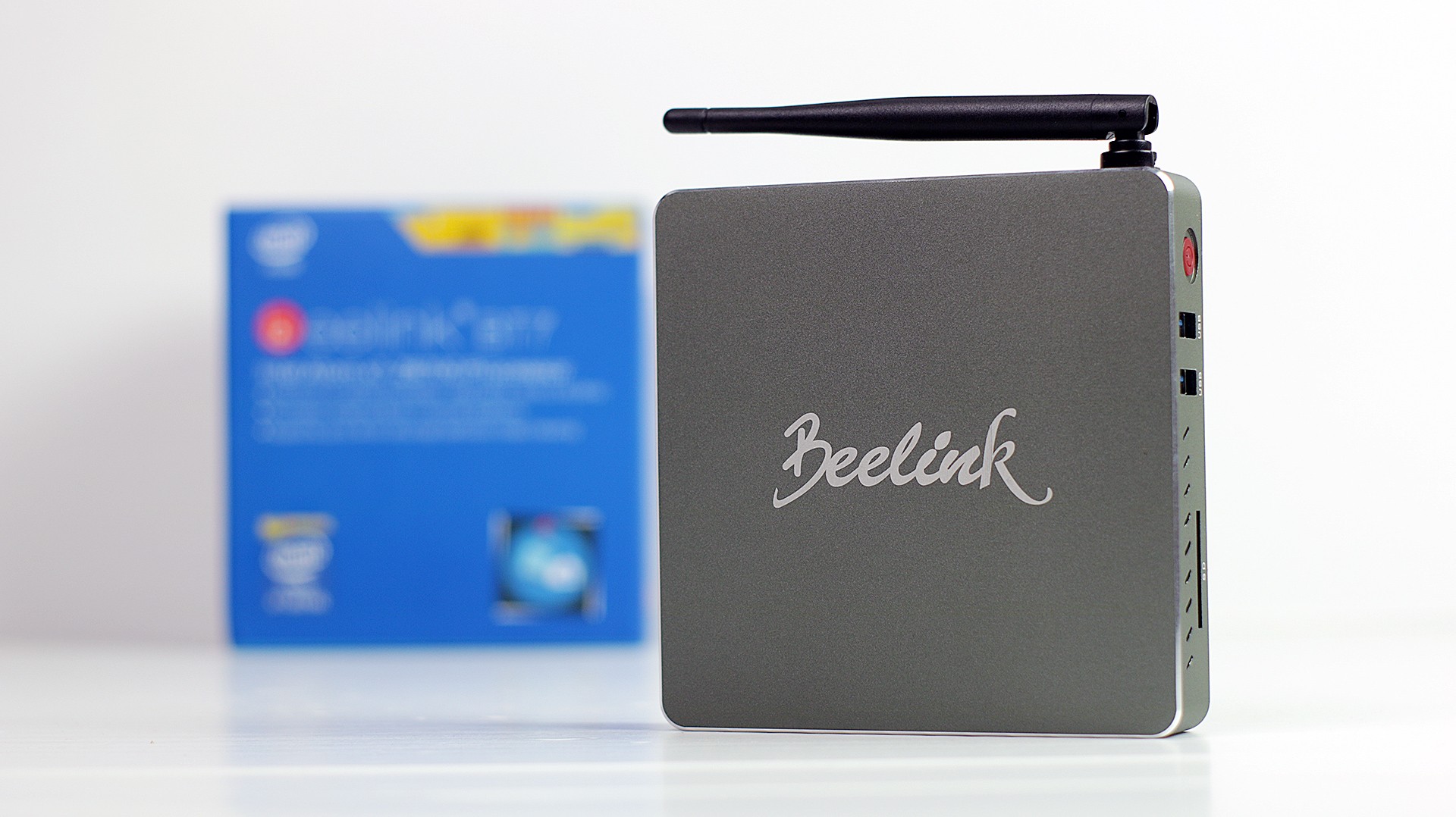 Recensione Beelink BT7: Mini PC Windows in alluminio
