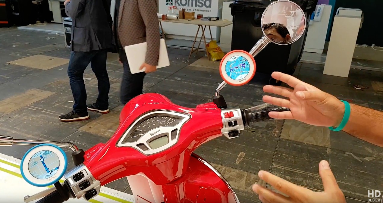 TomTom Vio, navigatore per scooter e moto: la nostra Recensione | Video
