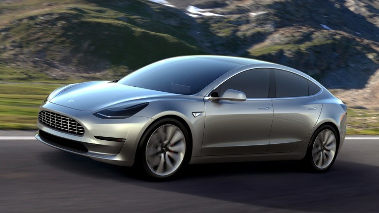 Tesla: ecco come "vede" una vettura a guida autonoma | Video