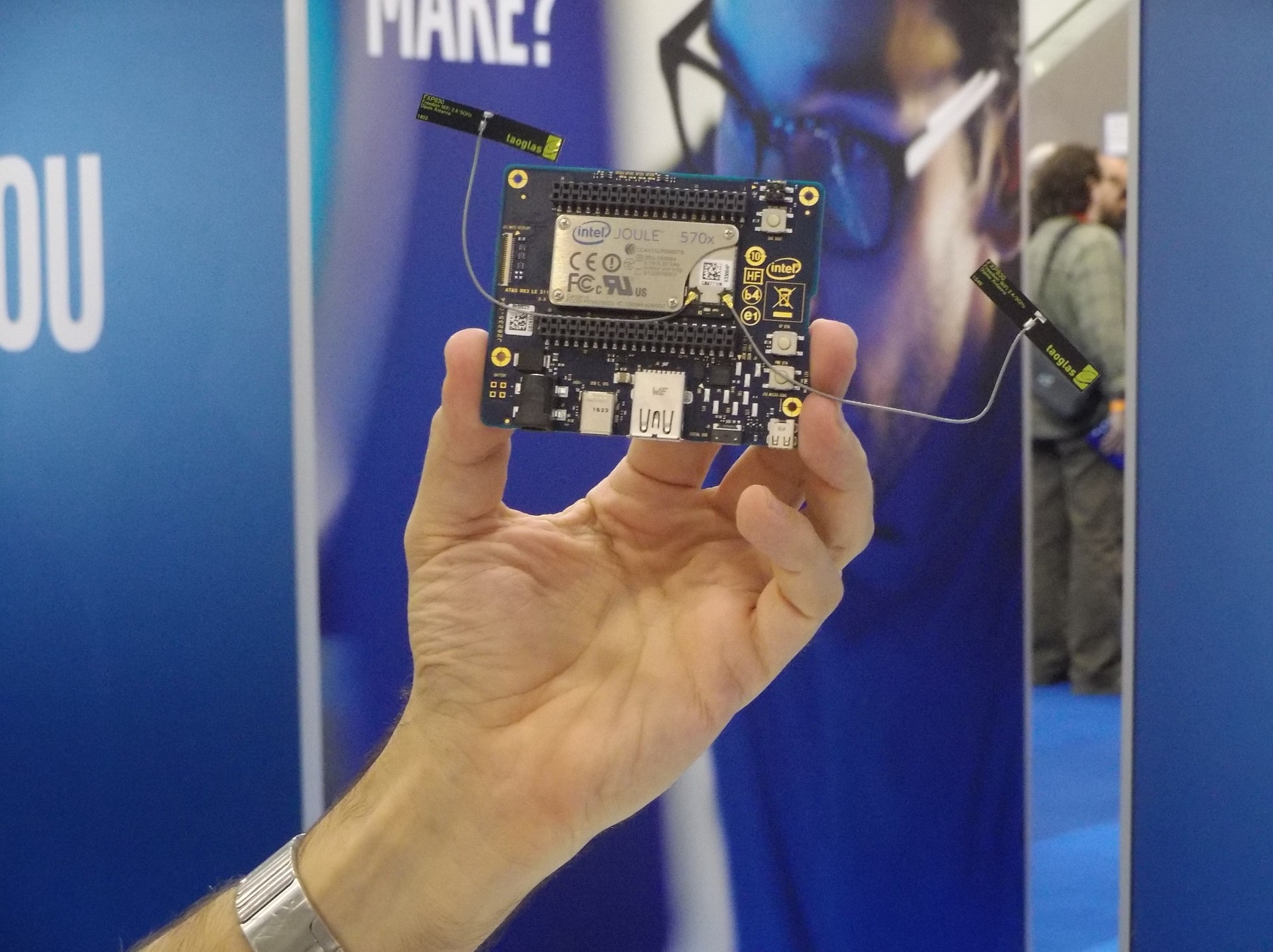 Intel Joule arriva in Italia con Atom Broxton | Video Anteprima