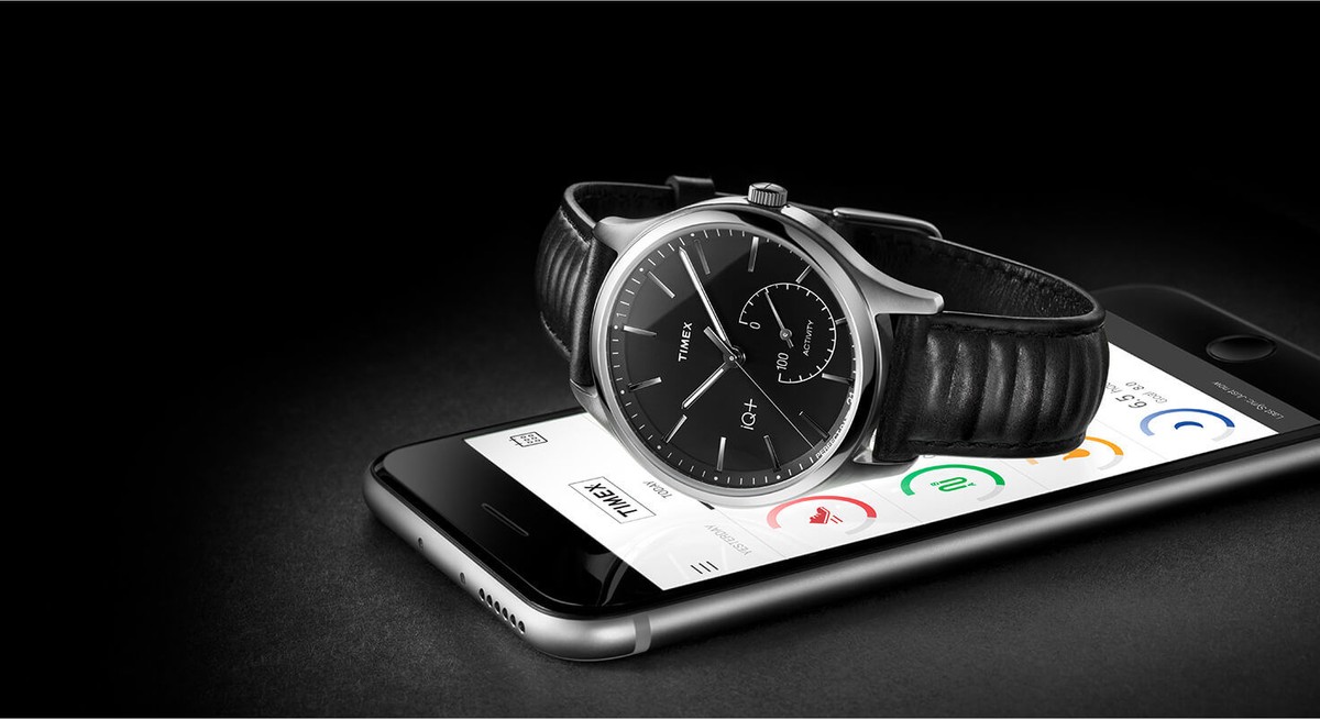 Timex IQ+ Move: lo smartwatch analogico dal design classico - HDblog.it