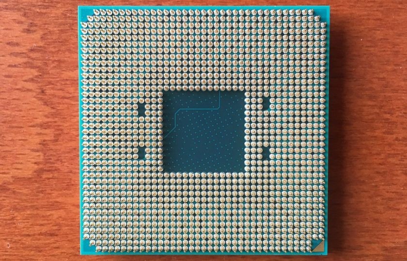 AMD Zen "Naples": la CPU a 16 Core appare in foto