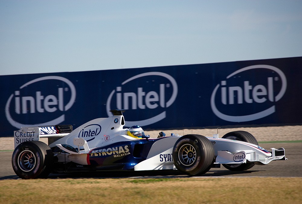 Delphi e Mobileye useranno chip Intel per le auto a guida autonoma