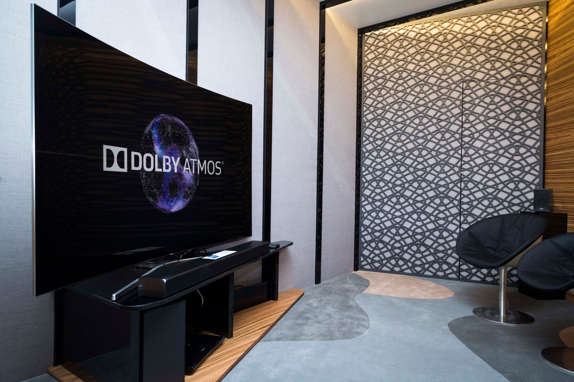 Samsung allestisce una sala home cinema in Ultra HD e Dolby Atmos al ...