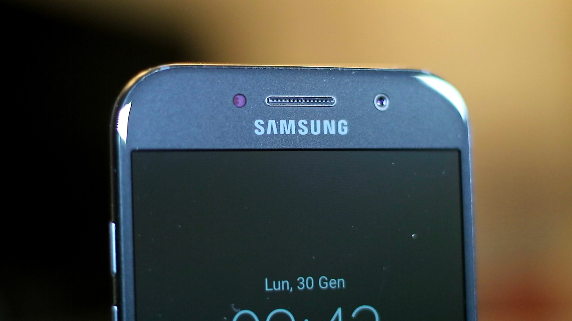 Samsung SM-G615F appare su GFXBench con display 5.7" FHD, Helio P20 e ...