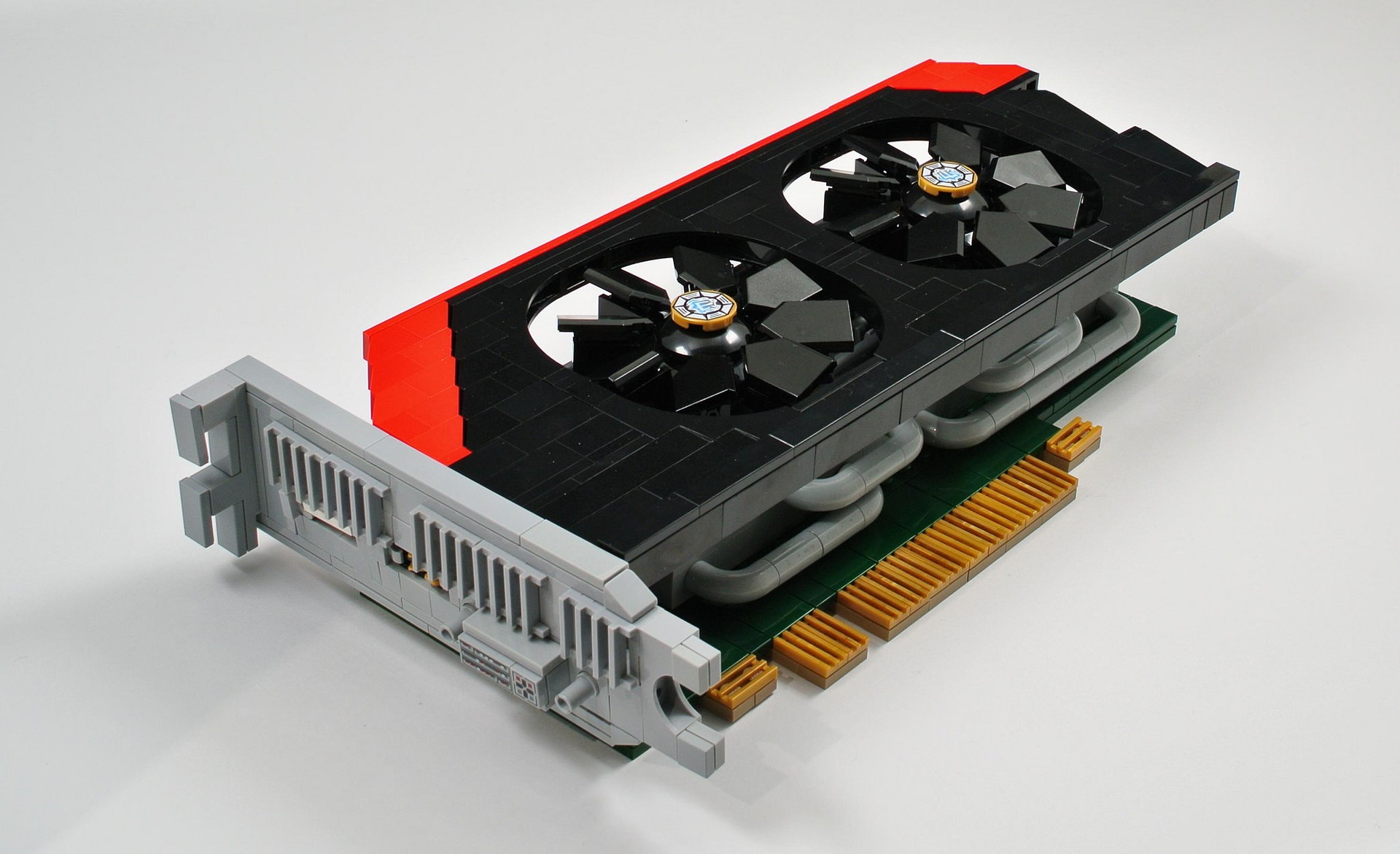 Altro che Vega o Volta, la GPU definitiva è LEGO